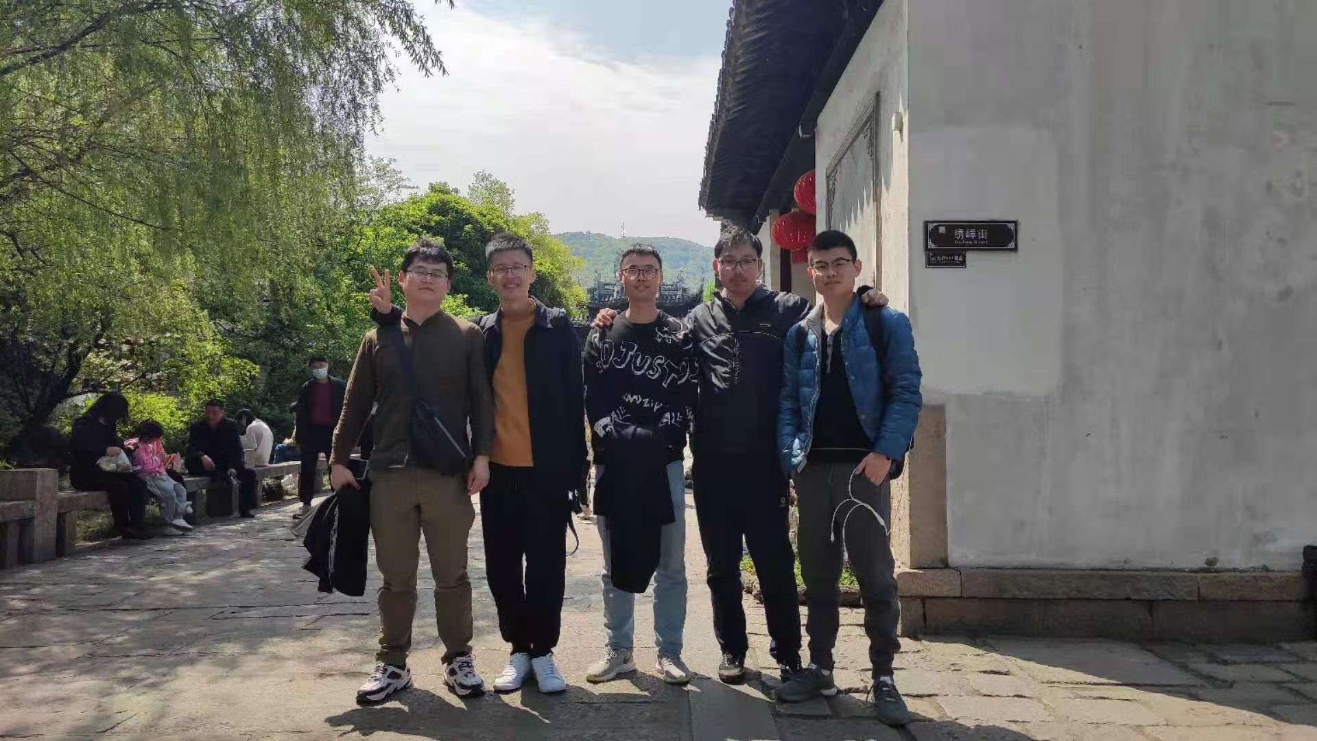 Xuchu Yang / 杨旭初